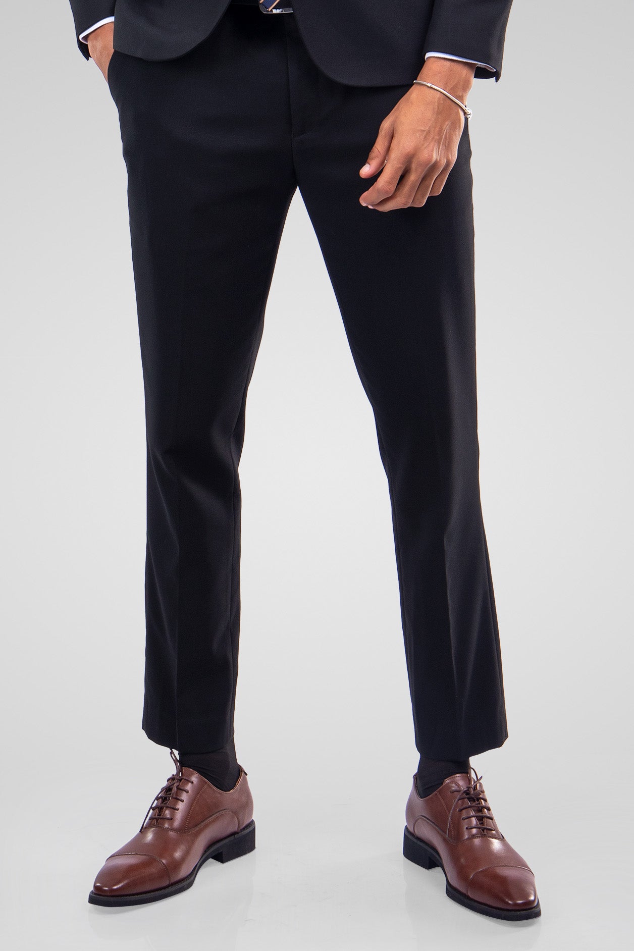 HOMEM-FATO PRETO NOVO – zopo